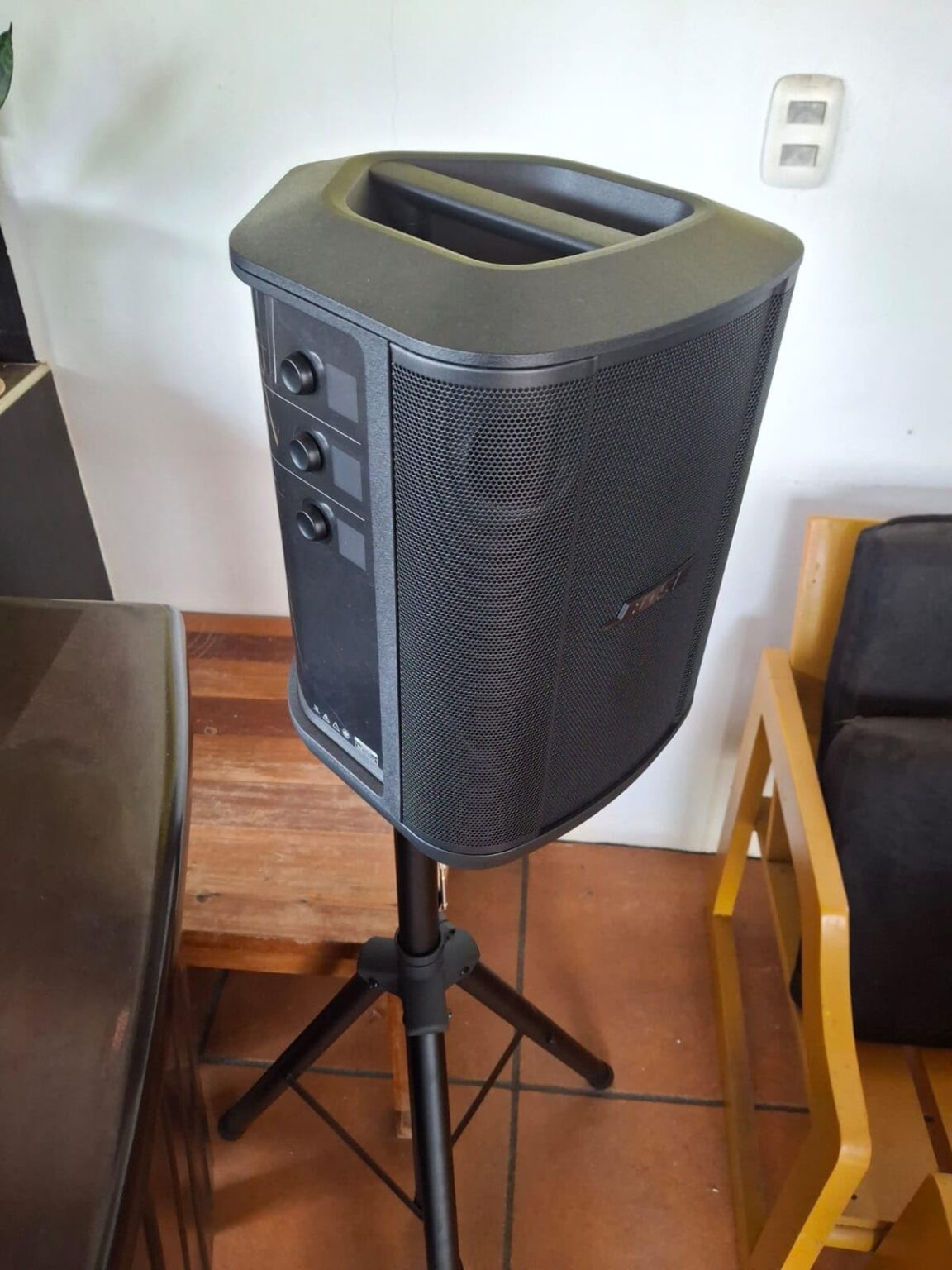 6 Best Powered PA Speaker Systems for Mobile DJs (May 2026)